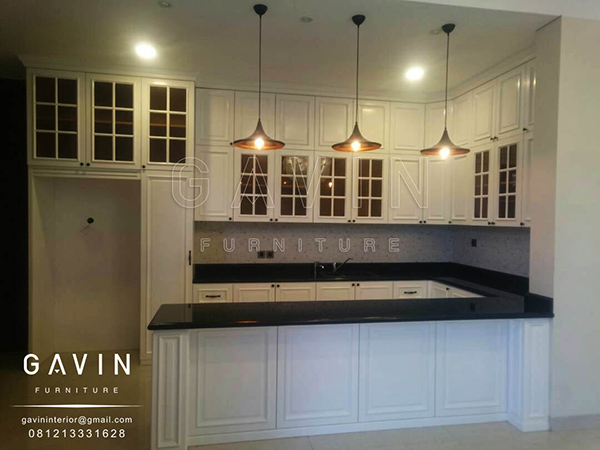Model Kitchen Set Klasik Project Di Pakubuwono Jakarta - Kitchen set ...