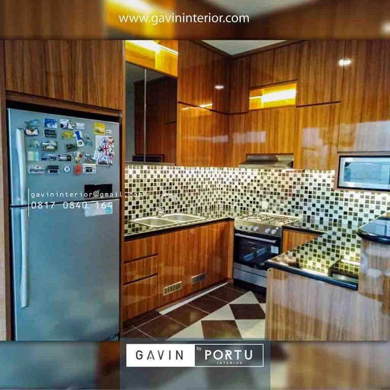Baru Model Kitchen Set HPL Coklat Glossy Project Tebet Barat Jakarta ...